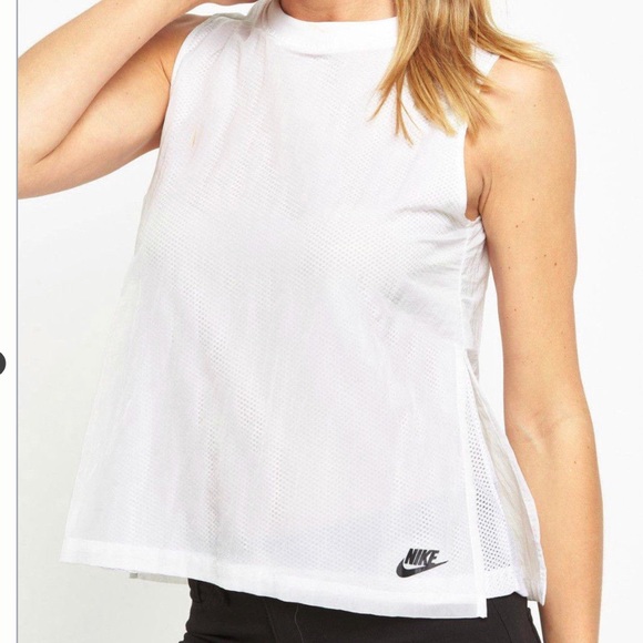 Nike | Tops | Nwt Nike Hypermesh Top | Poshmark